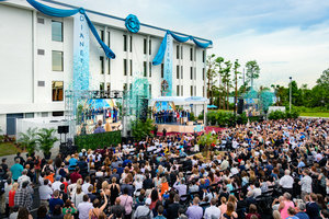 Chiesa di Scientology: L. Ron Hubbard, Dianetics, Che cos'è Scientology ...