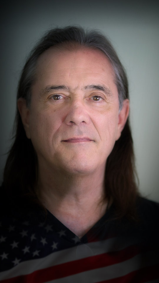 Vinnie Colaiuta