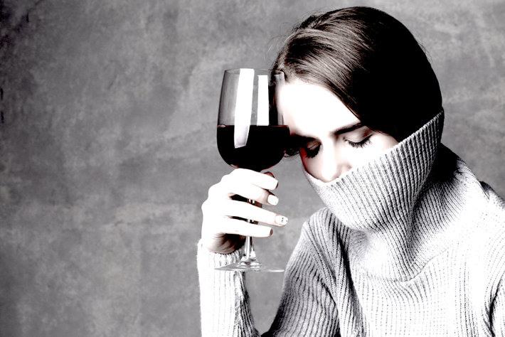 The Negative Consequences the Glamorization of Alcohol Has on Women
