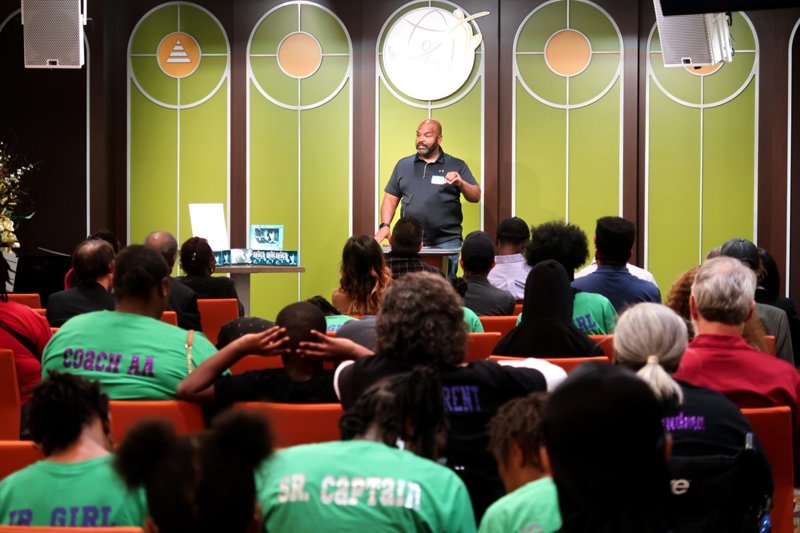 Scientology Church Reaches Out With Drug Prevention for National Red ...