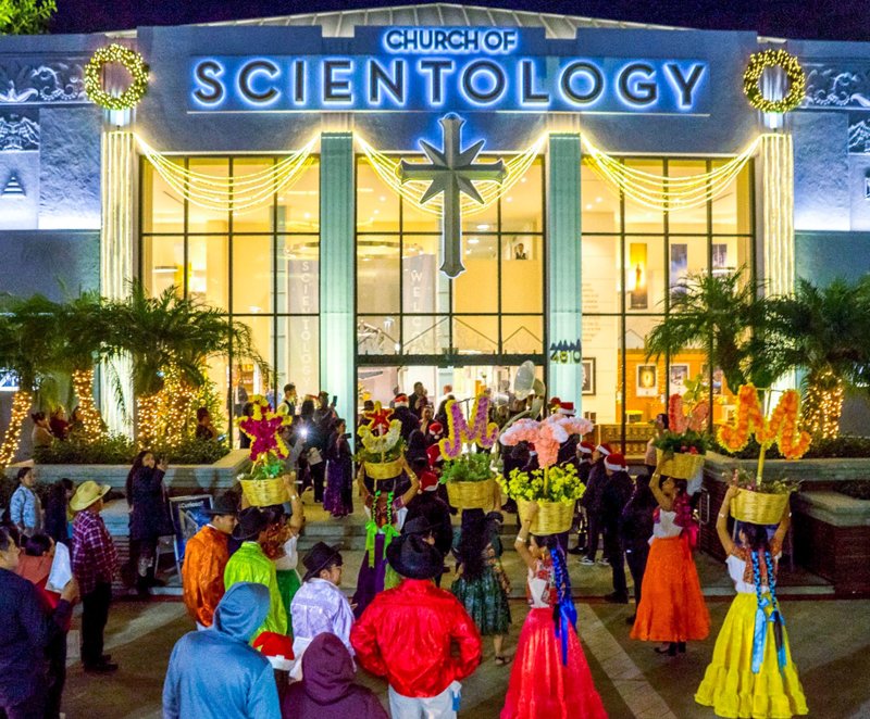 Church of Scientology Los Angeles Hosts a Traditional Christmas ...
