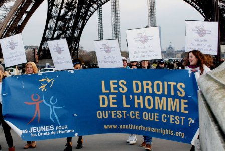 French Scientologists Walk for Human Rights and Peace